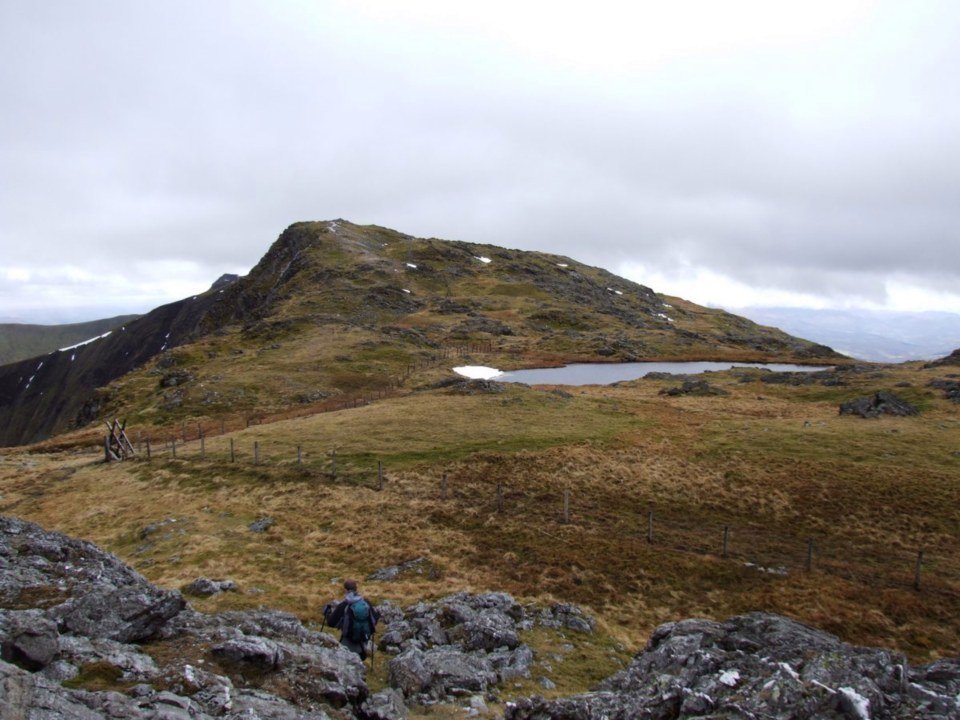 Walk up Aran Fawddwy and Aran Benllyn from Llanuwchllyn | Mud and Routes
