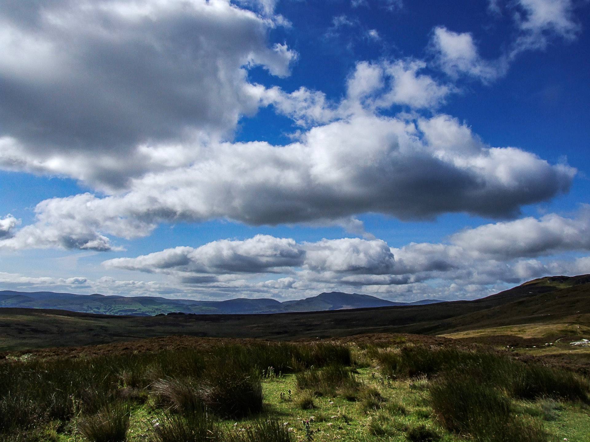Arenig Fawr and Moel Llyfnant Circular Walk | Mud and Routes