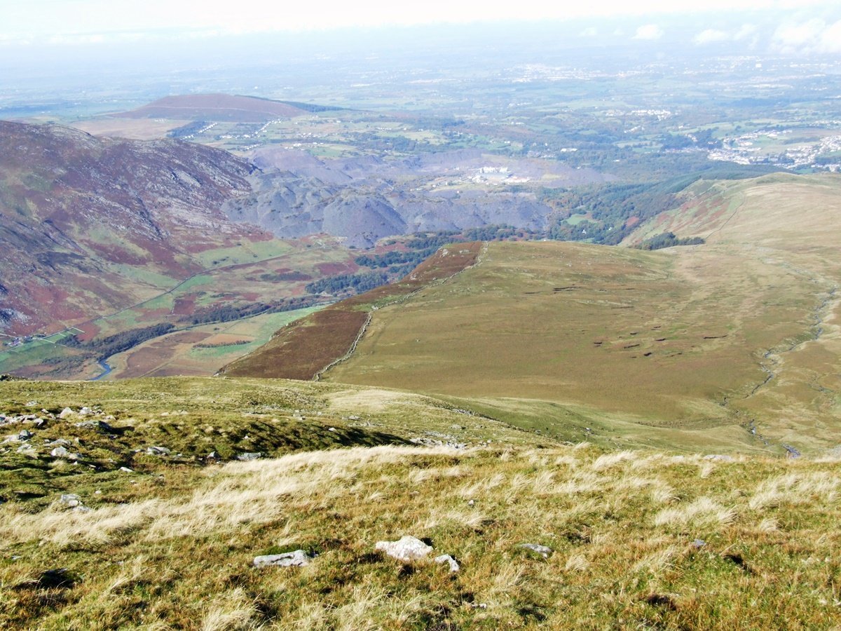 All the Routes up Carnedd Llywelyn and Dafydd | Mud and Routes