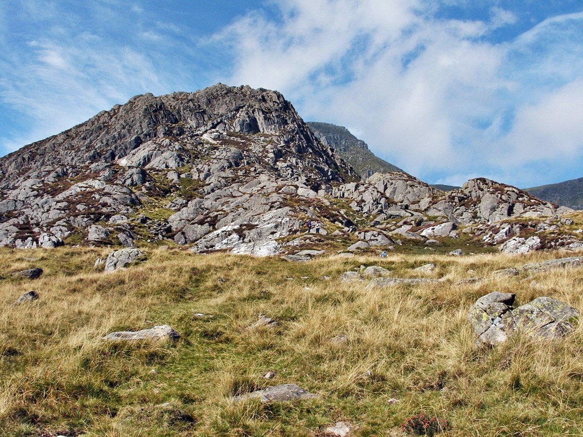 Walk the Carneddau from Ogwen to Aber | Mud and Routes