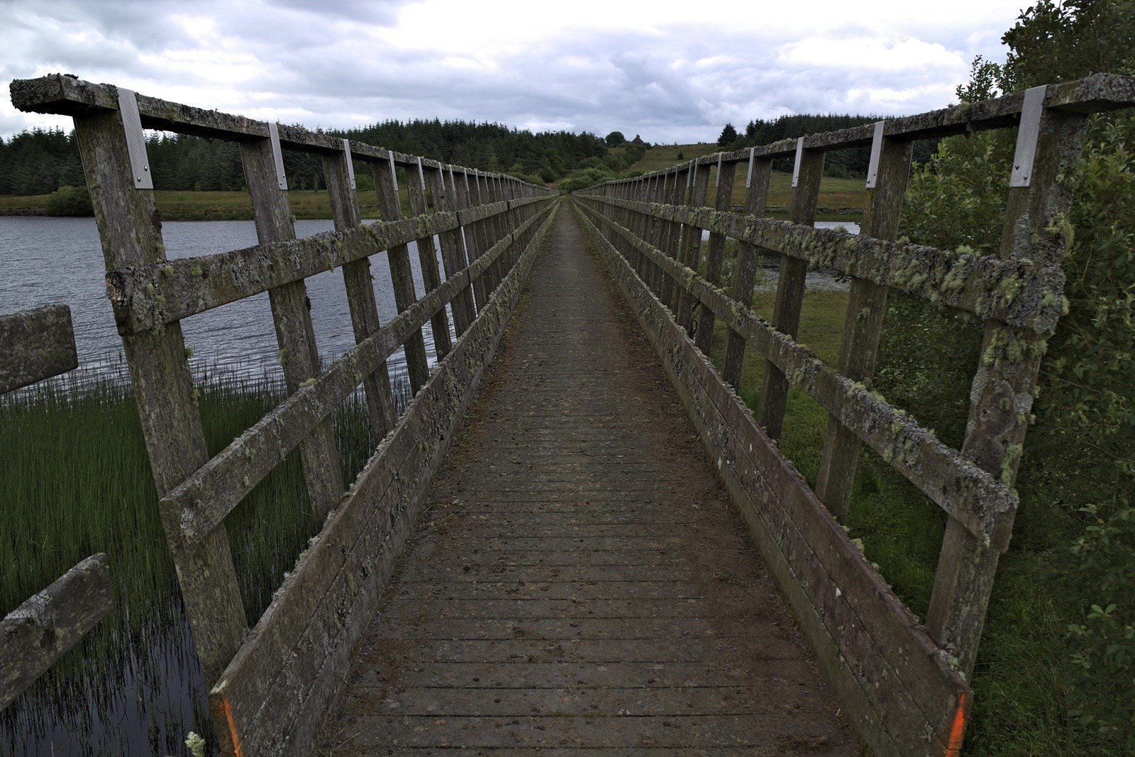 Llyn Brenig and Alwen Reservoir Walk - Two Lakes Trail | Mud and Routes