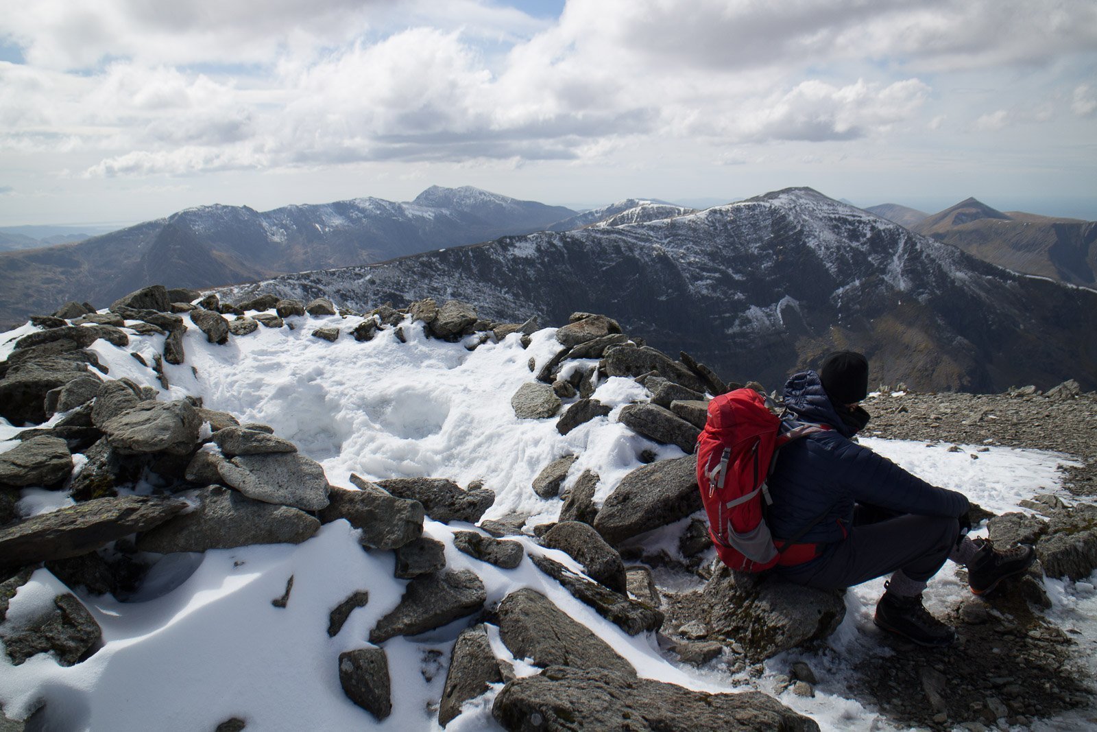 Carnedd Dafydd and Llewelyn Circular Walk from Bethesda | Mud and Routes