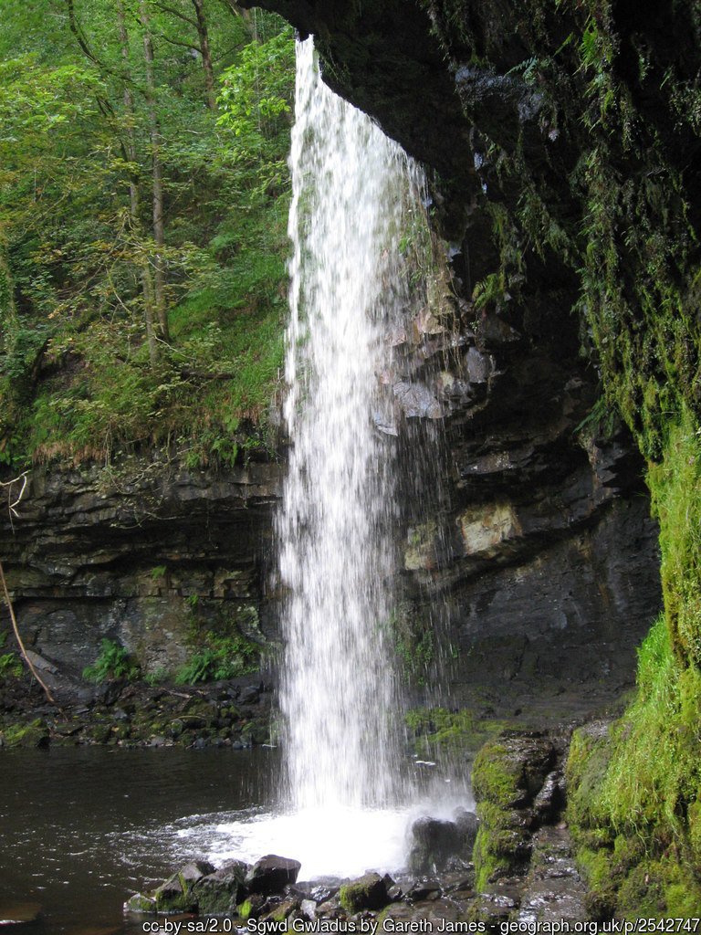Brecon Beacons Waterfall Country Walk - Elidir Trail Sgwd Gwladus Walk ...
