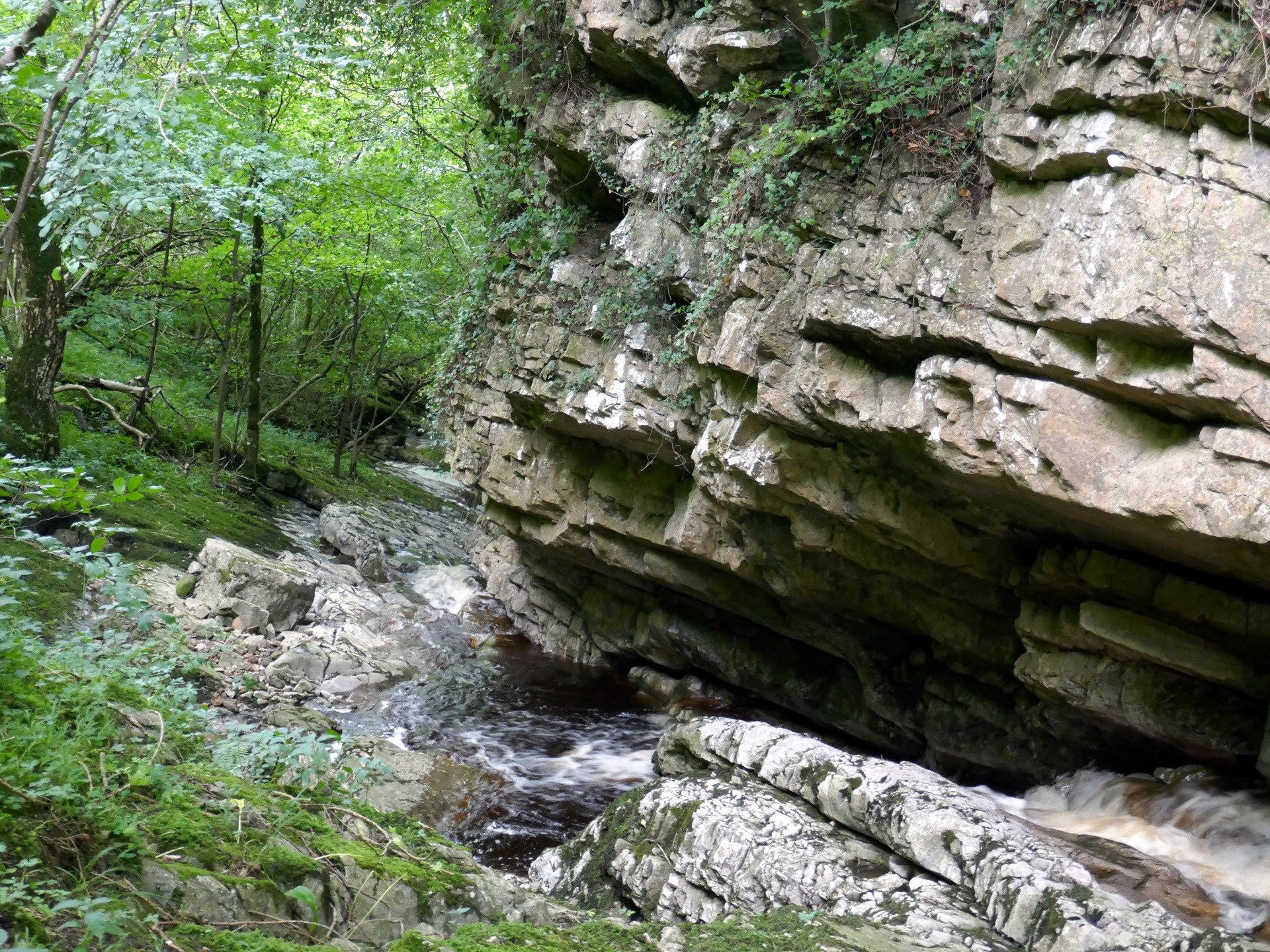 Walk up Nine Standards Rigg from Kirkby Stephen | Mud and Routes