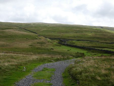 Walk up Nine Standards Rigg from Kirkby Stephen | Mud and Routes