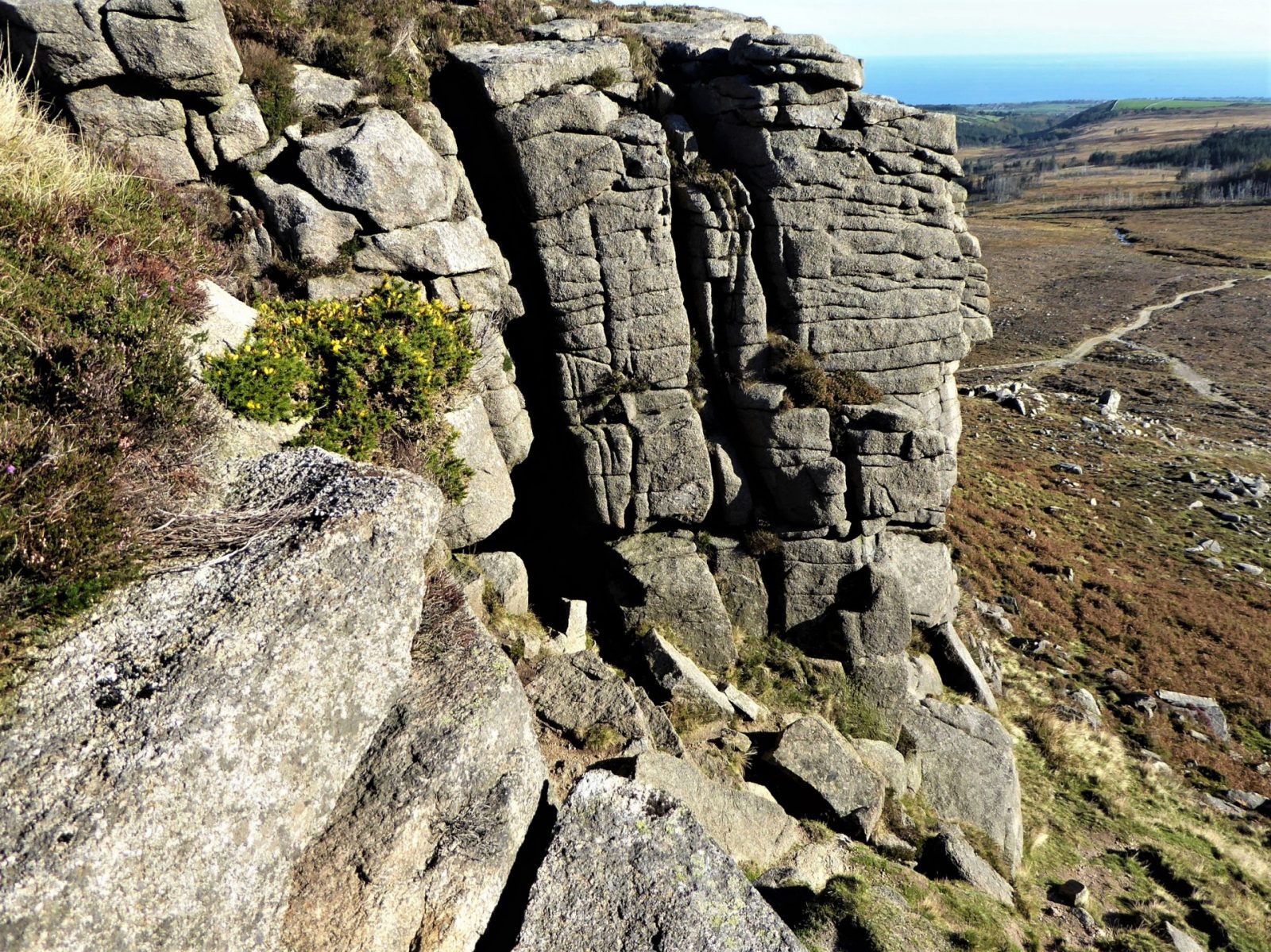 Walk up Slievelamagan and Slieve Binnian | Mud and Routes