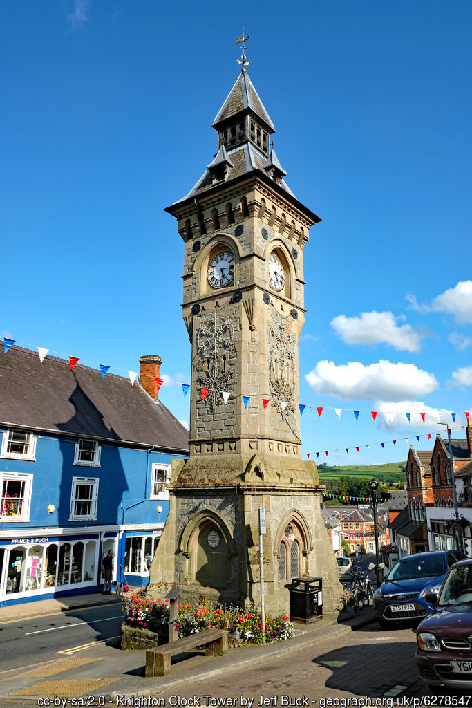 Glyndŵr's Way National Trail | Mud and Routes