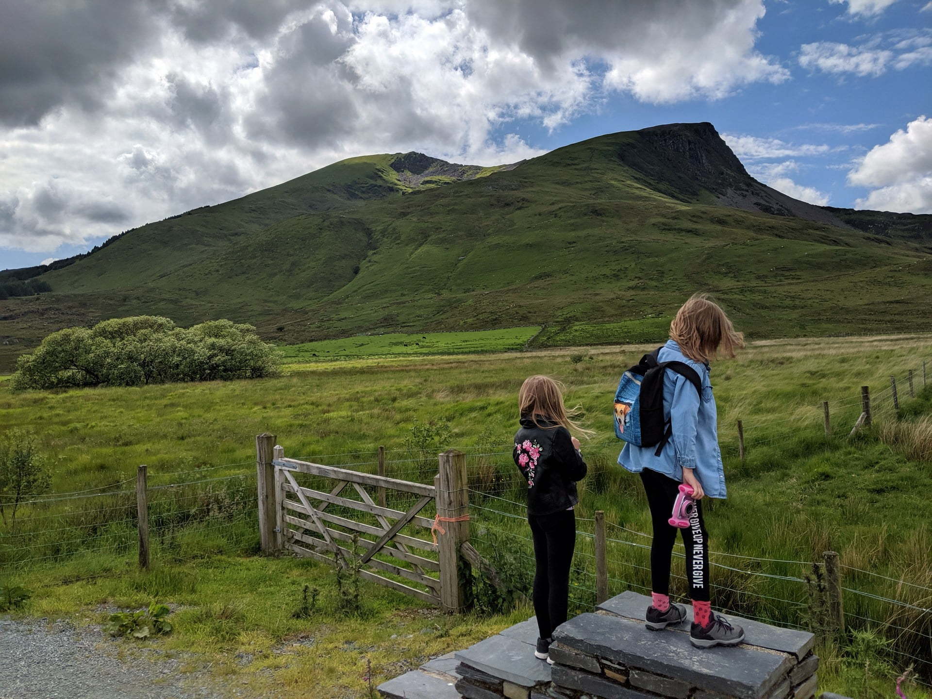 Llyn y Gader Walk from Rhyd Ddu | Walks in Snowdonia National Park